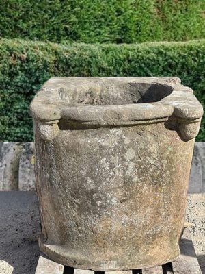 17th Century French Renaissance Duché de Lorraine Well - Architectural ...